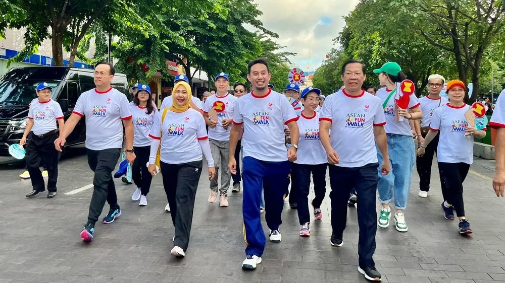 ASEAN Fun Walk 2023: Walking for peace, cooperation, development